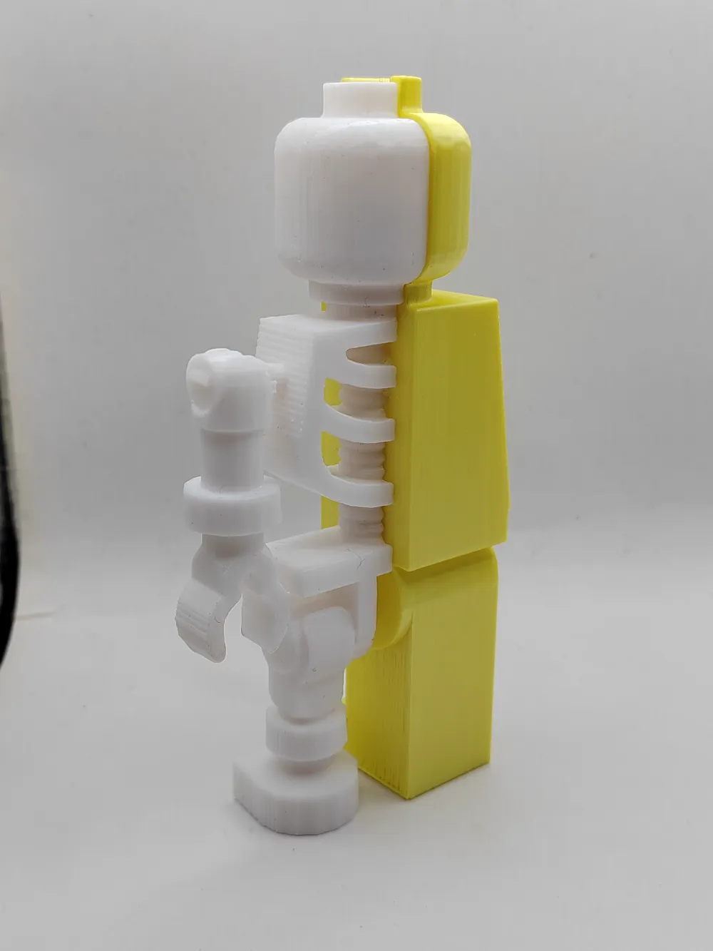 Anatomy of a Minifigure - split model 2 plates - Free 3D Print Model ...