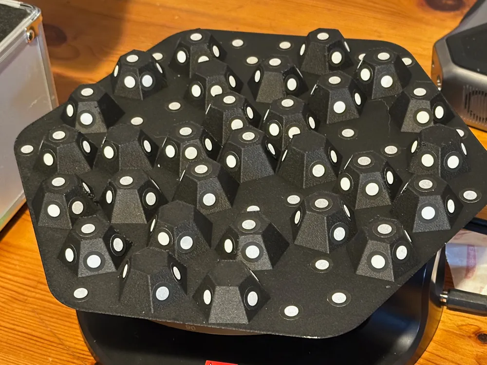 3D scanning turntable target with angles by Rilot Designs MakerWorld ...