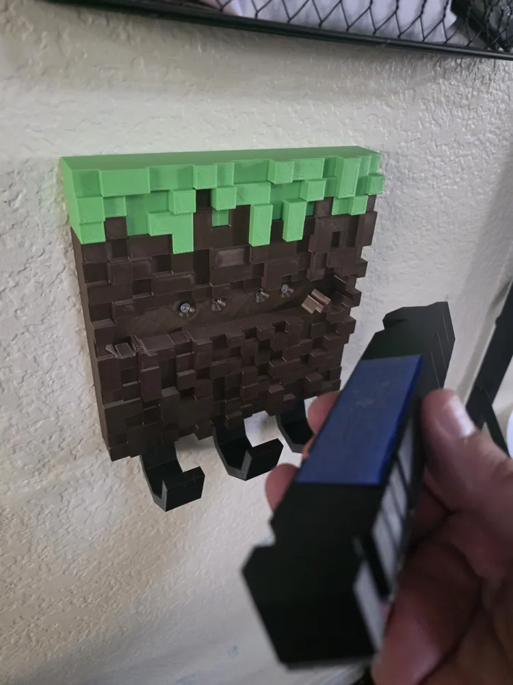 Minecraft logo hanger by DMurr5050 MakerWorld: Download Free 3D Models