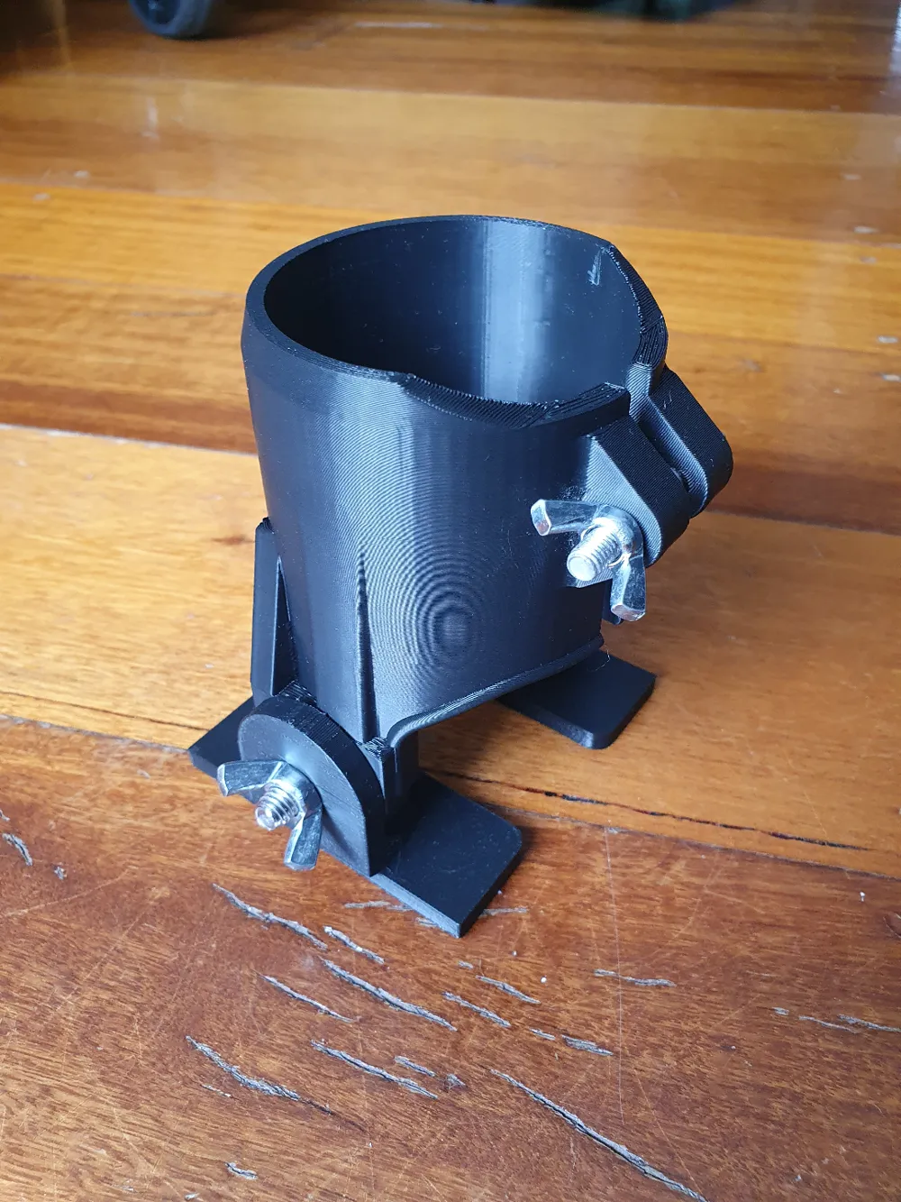 Makita Tilt Base for 65mm Routers Remixed by Le_Dave - MakerWorld