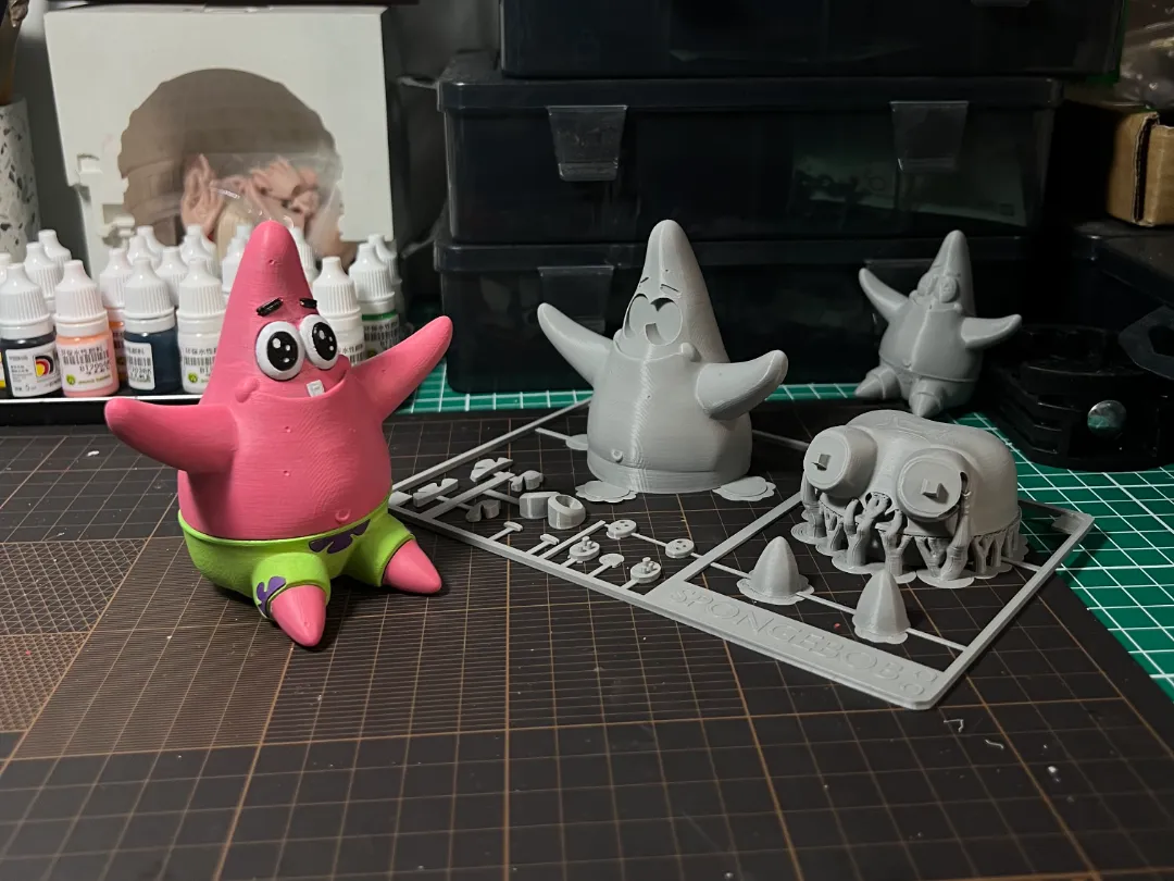 Spongebob Squarepants and Patrick Star Assembled Figurines by 独角哥哥 ...