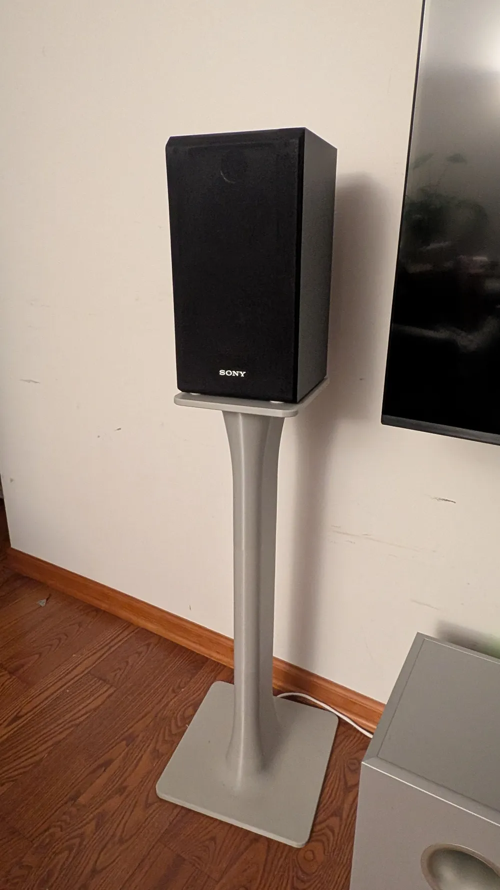 Home theatre speaker stand - Free 3D Print Model - MakerWorld
