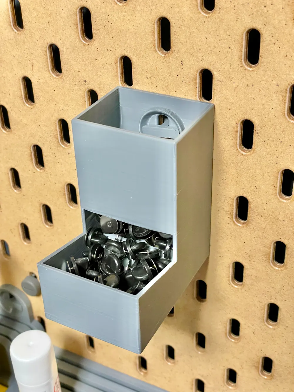 IKEA Skadis Small Container - T Clips by ZEE SOLO - MakerWorld