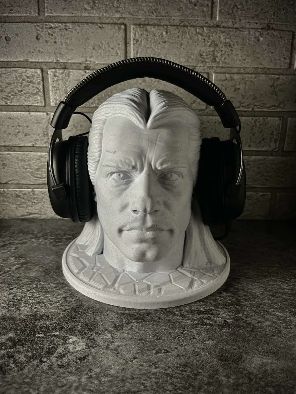Headphone Stand - The Witcher by Fuzzy - MakerWorld