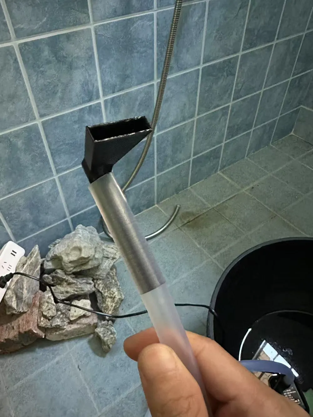 Fish tank duckbill outlet (12mm outer diameter, 10mm inner diameter) by ...