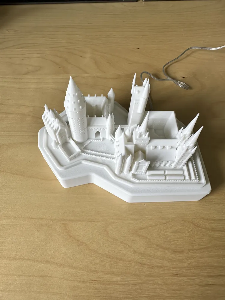 Base to light up Hogwarts Castle by WerkerStephen MakerWorld: Download ...