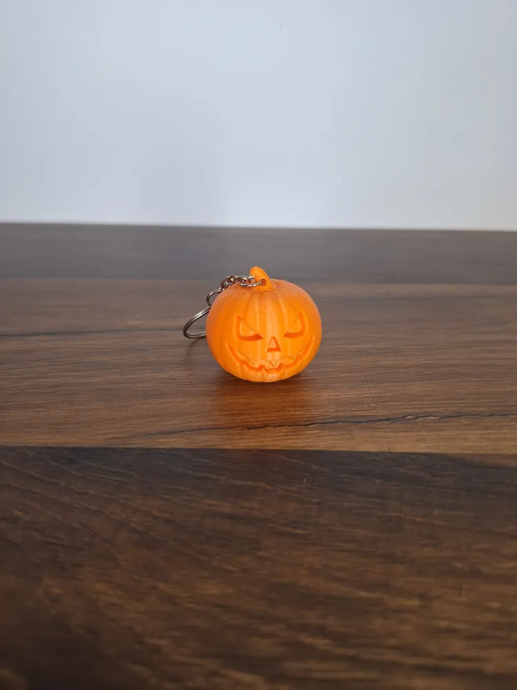 Halloween Pumpkin Keychain - Free 3D Print Model - MakerWorld