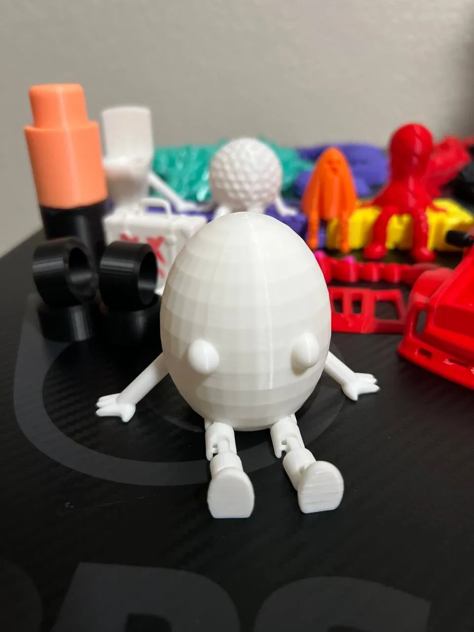 Egg Desk Buddy by JavierHL12 - MakerWorld