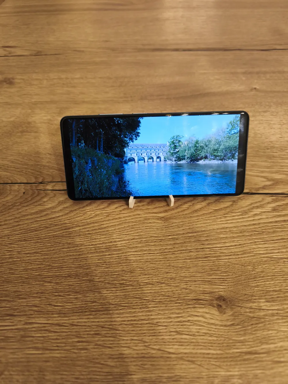 Keychain smartphone holder - Free 3D Print Model - MakerWorld