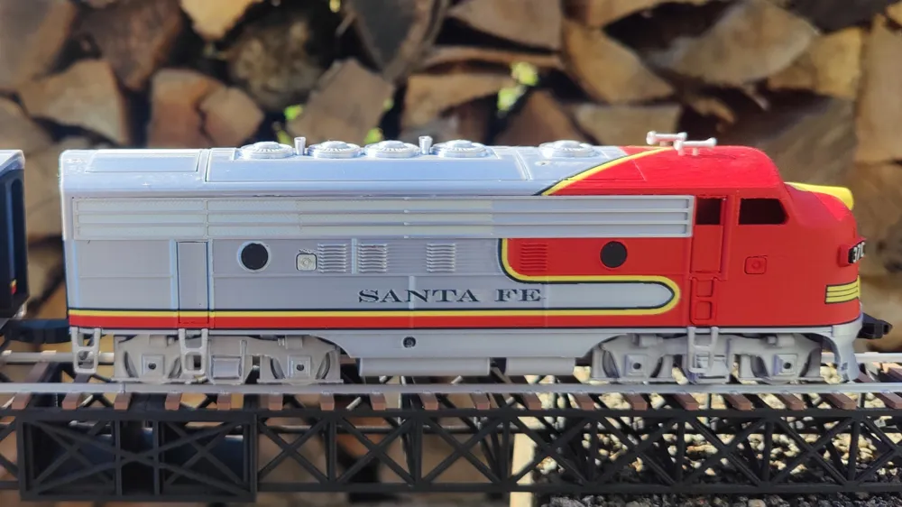ATSF Warbonnet Locomotive for Dragon Railway - Free 3D Print Model ...
