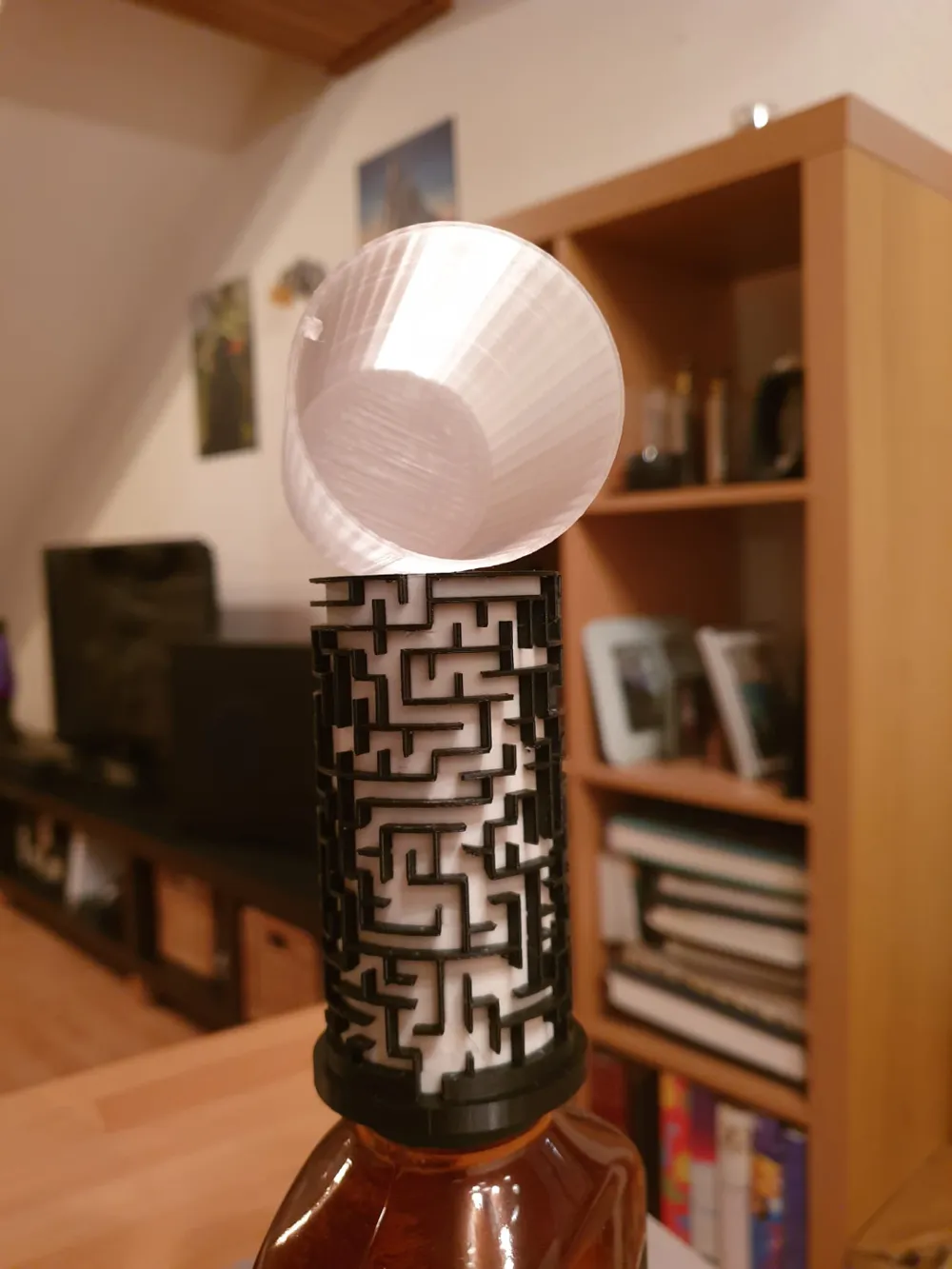 Bottlemaze by jonasX - MakerWorld