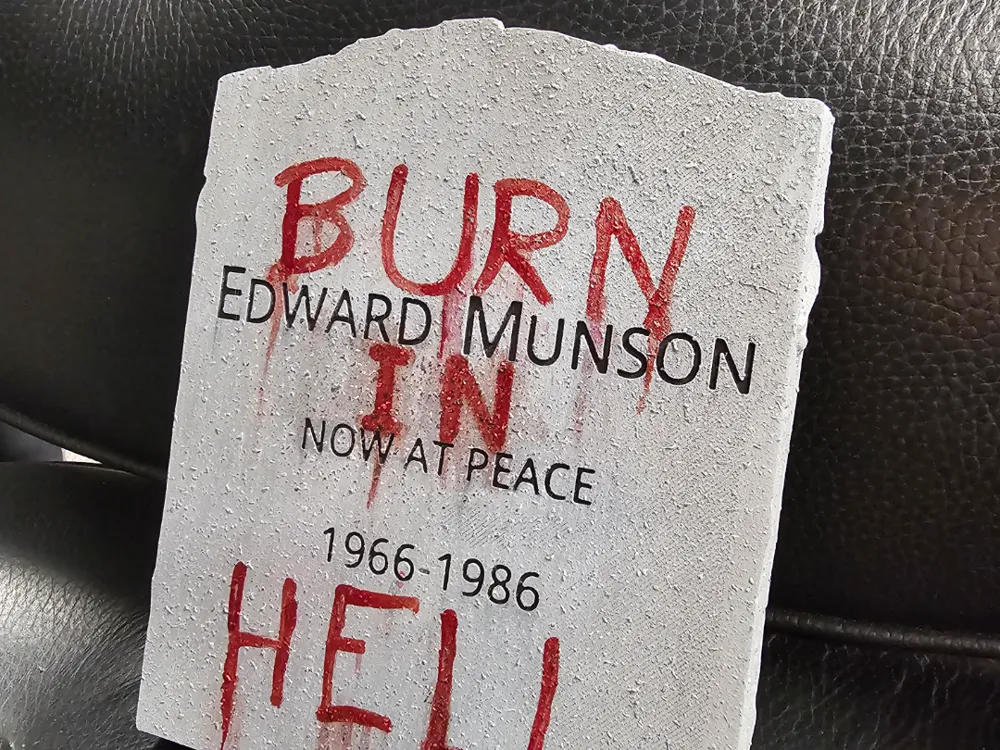 Stranger Things Eddie Munson's tombstone Season 5 by geeklabs ...