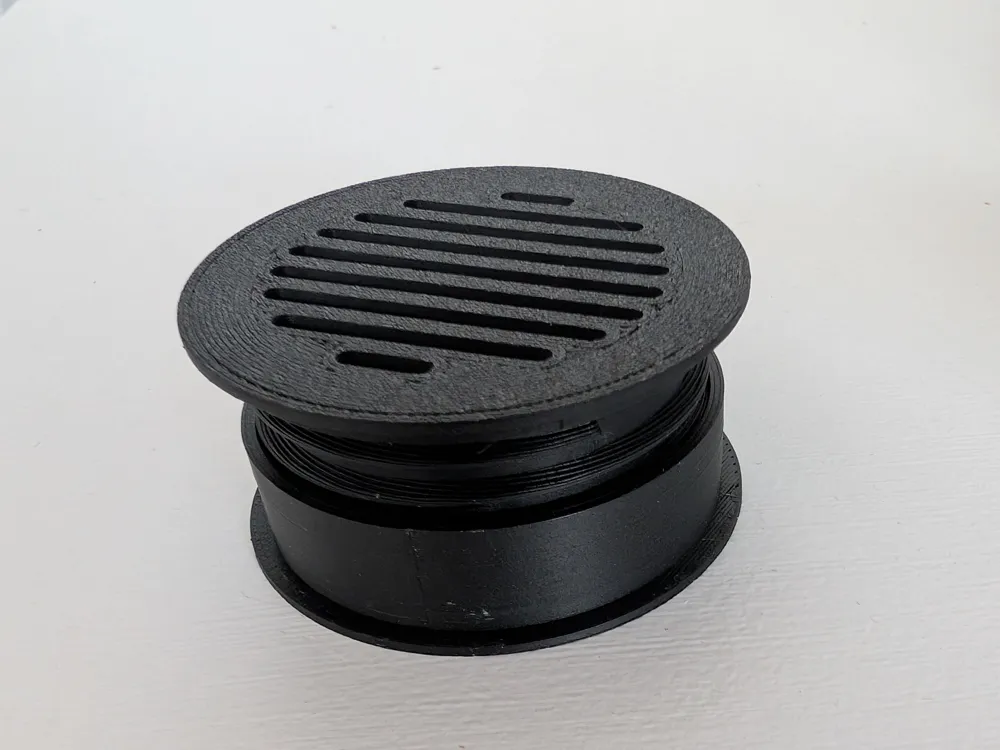 vivarium vent (screw-in design) - Free 3D Print Model - MakerWorld
