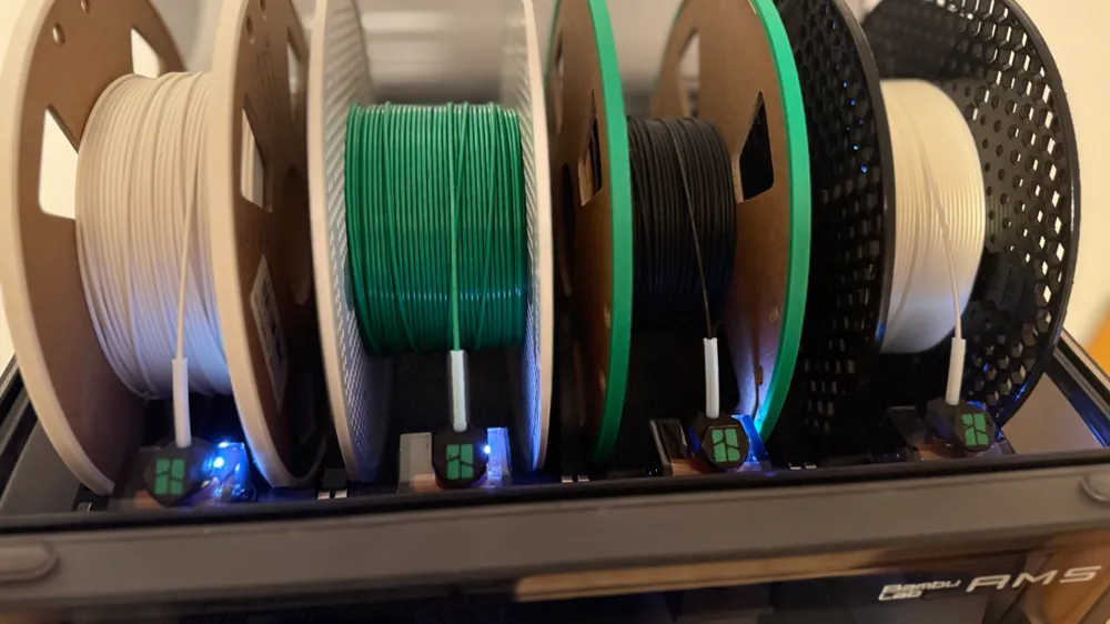 Simple AMS Filament Guide Remixed by FreRom - MakerWorld