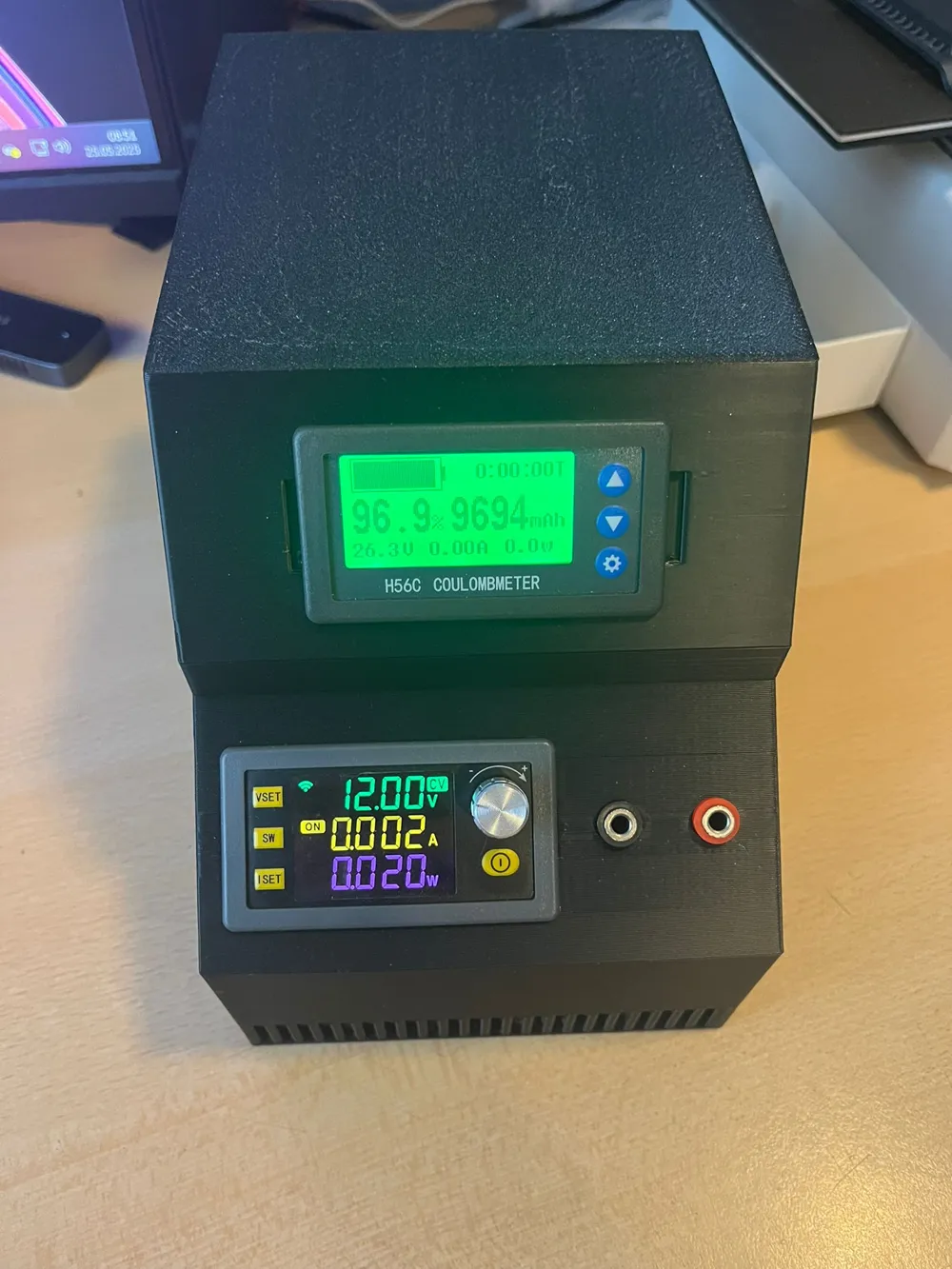 24V Mobile Lab Power Supply – LiFePO4 by PatrickBlack MakerWorld ...