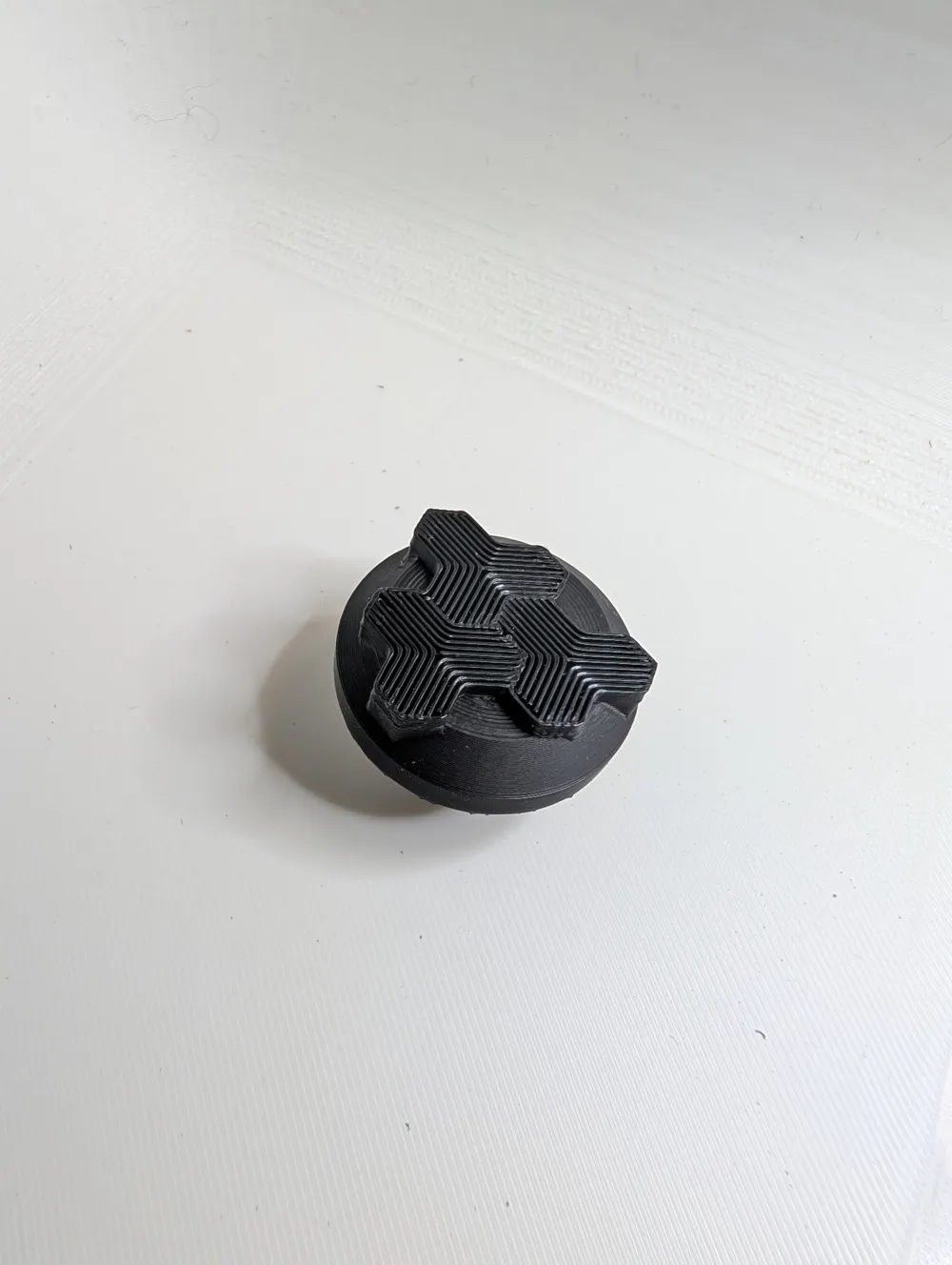 Liniertes Dreispitz-Lederstempel-Muster – Kostenloses 3D-Druckmodell ...