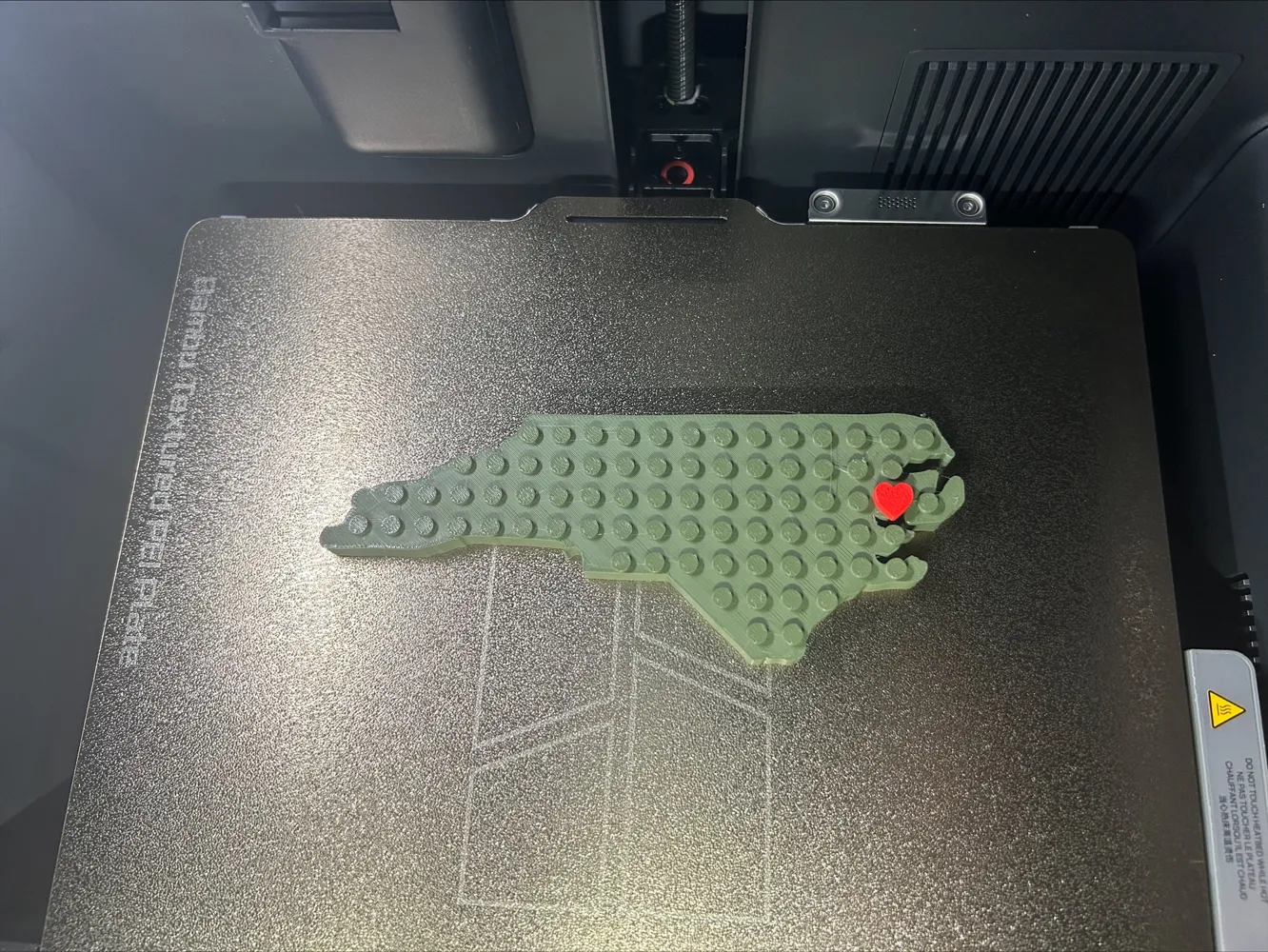 Legos North Carolina Magnet with moveable heart - Free 3D Print Model ...