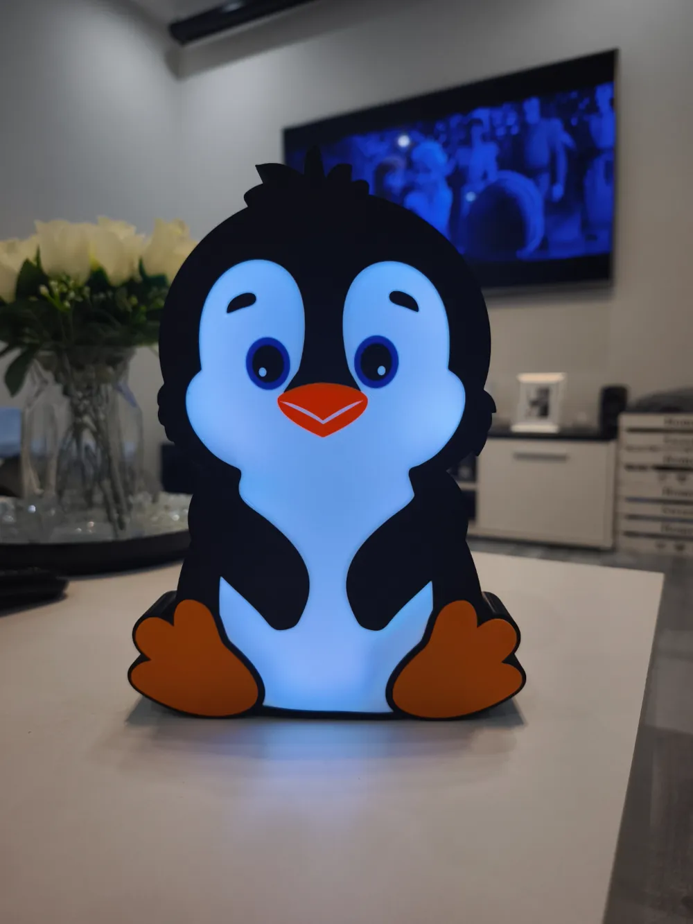 Cute Penguin Lamp by slizmarek91 - MakerWorld