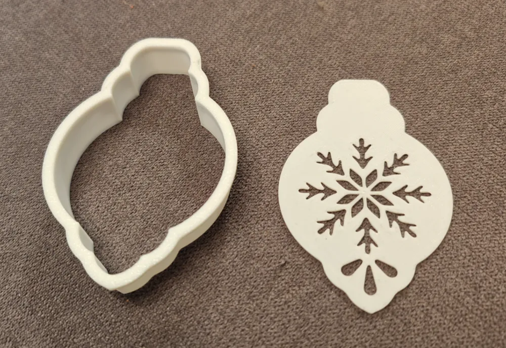Christmas cookie cutter with decorating template by MotomaniakMT ...