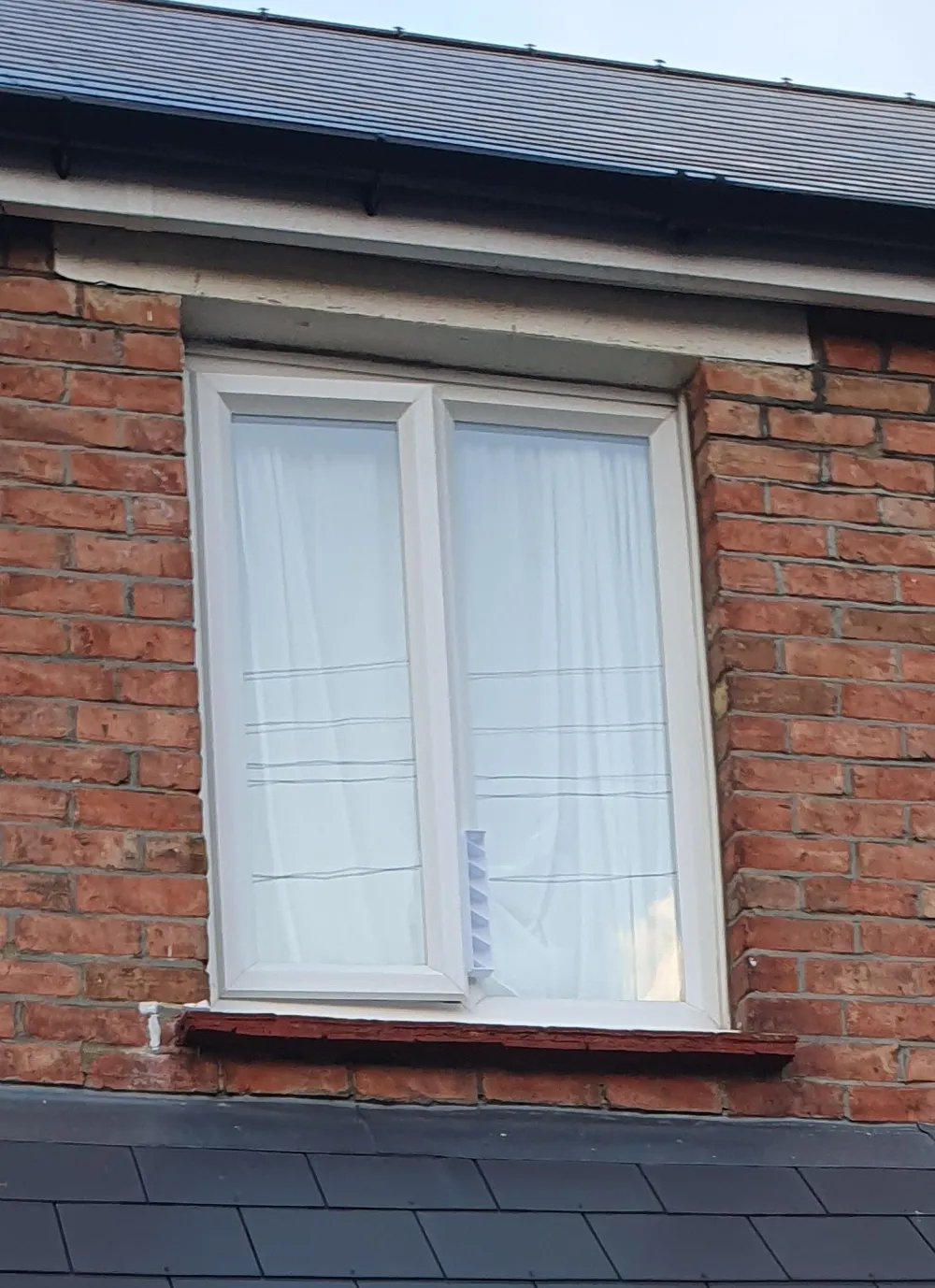 Window Vent (through locked window) - Free 3D Print Model - MakerWorld