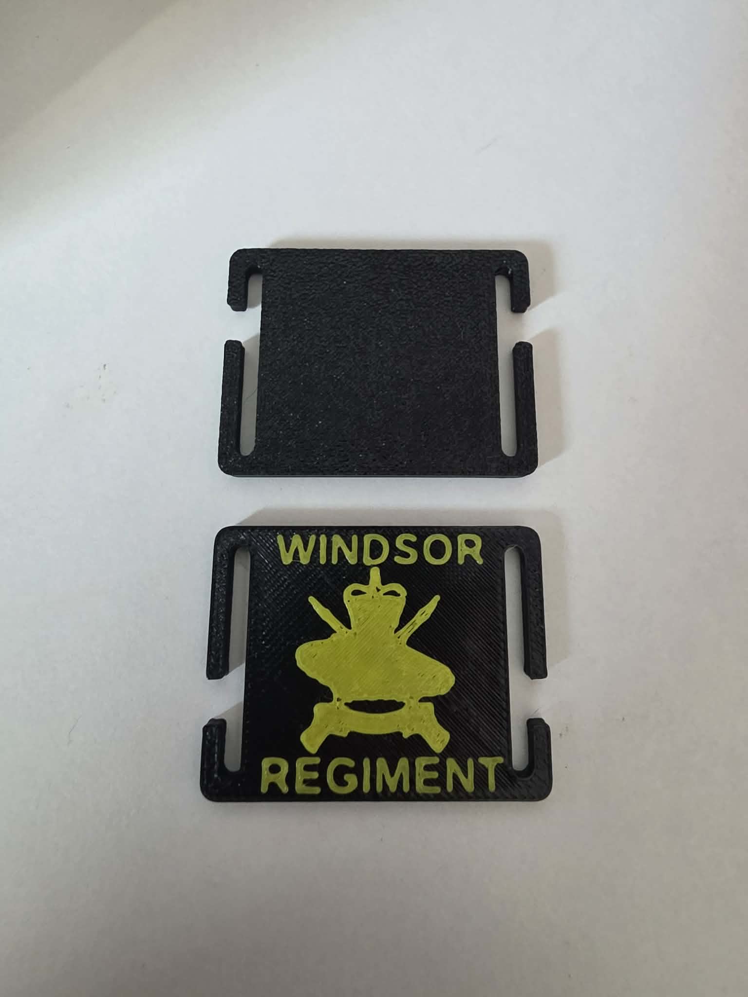 Windsor Regiment Molle Tag - Free 3D Print Model - MakerWorld
