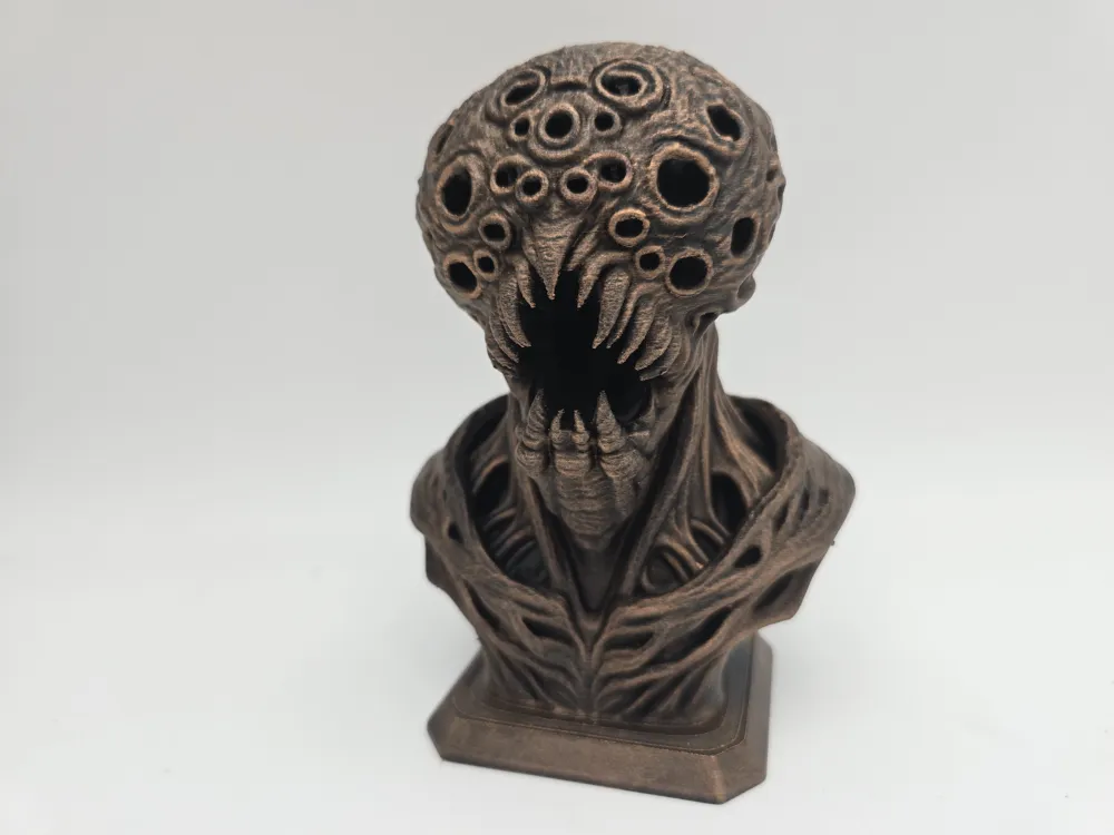 Hive Horror Bust – Cosmic Nightmare Statue by Messy_Panda MakerWorld ...