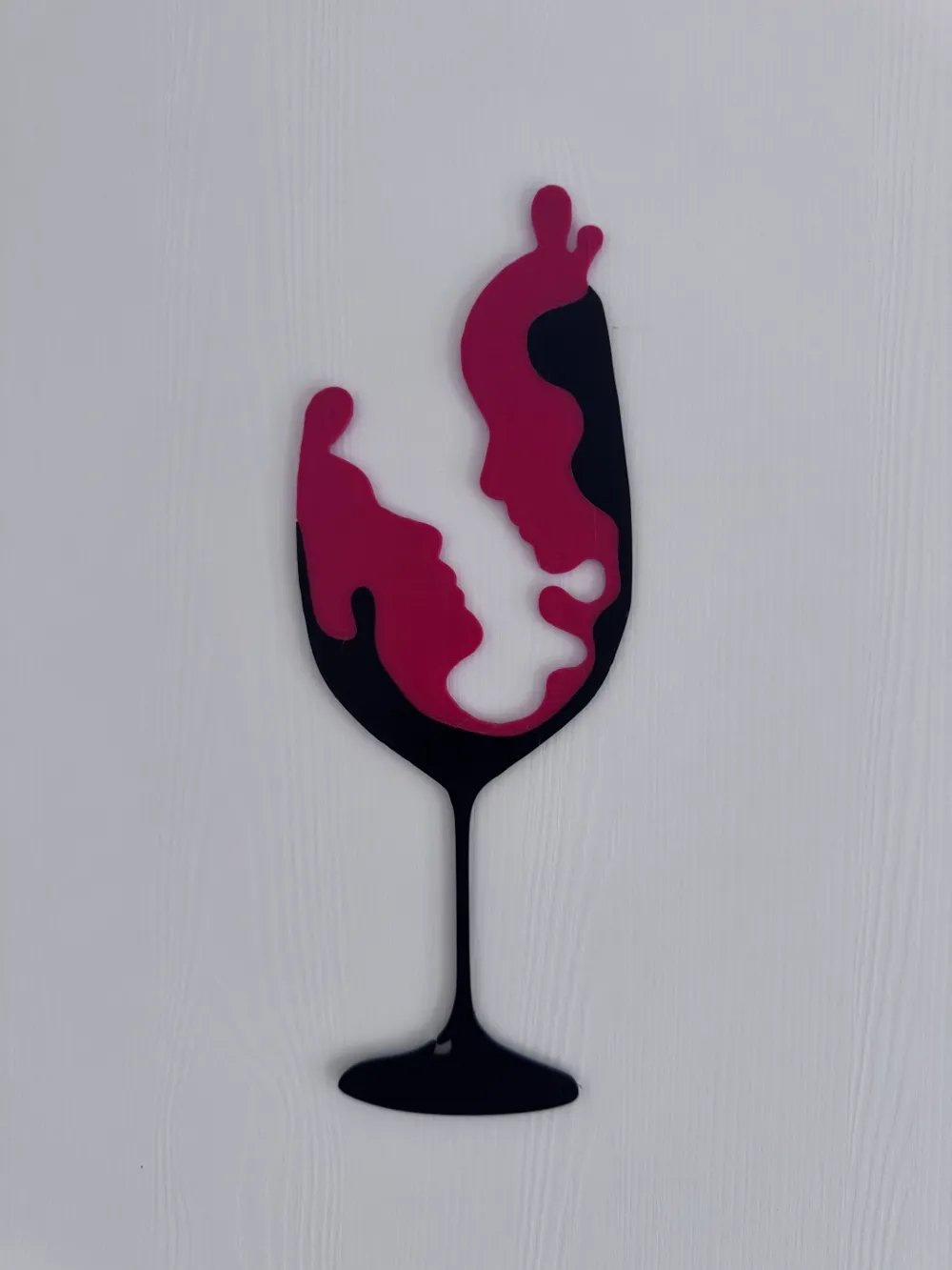 Lovers Wine Wall Art by OliPix Creative Lab by Rodolfo Sa - MakerWorld