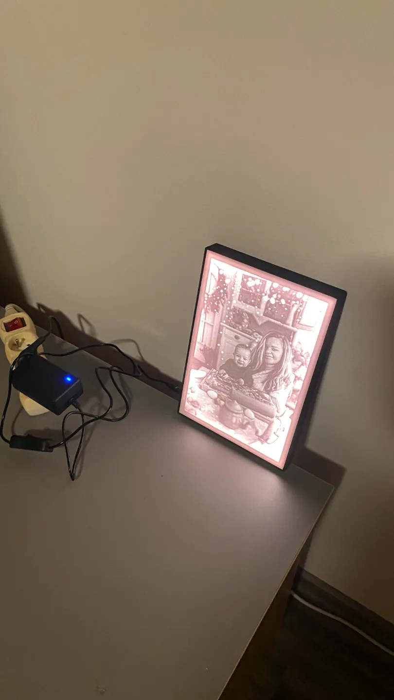Lithophane slim frame for Photo 240x160x4mm by customdesignscz - MakerWorld