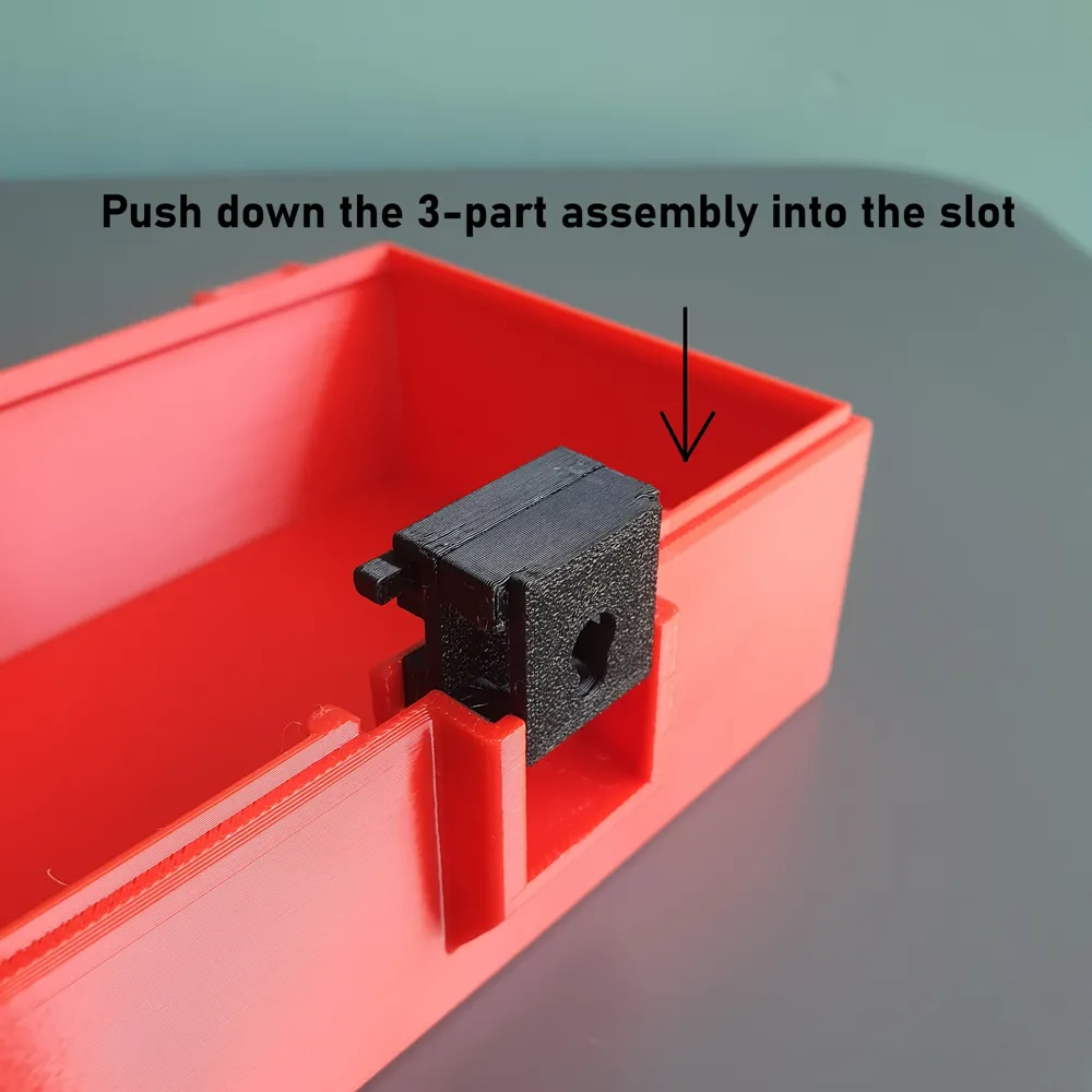 Coinbox with key lock - Free 3D Print Model - MakerWorld