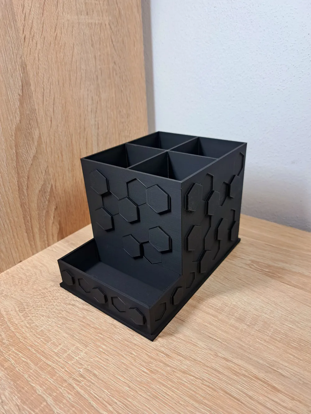 Hexagonal Desk Organizer by Anzer MakerWorld: Download Free 3D Models