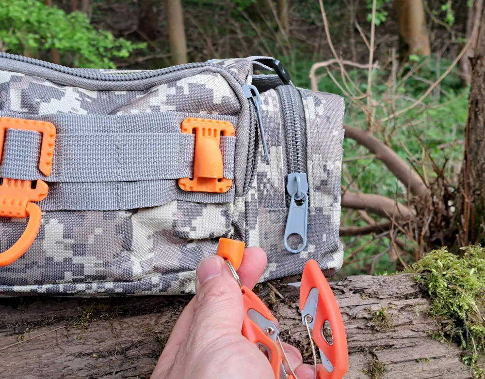 MOLLE Strap Magnetic Quick Release Clip by SD-3D MakerWorld: Download ...