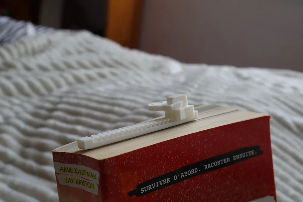 Zipper bookmark by BuildaForm - MakerWorld