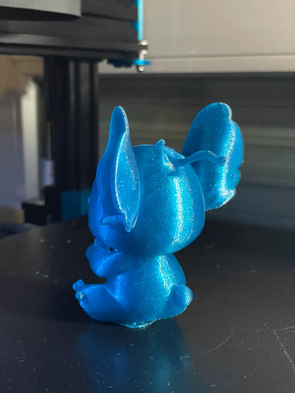 Stitch sentado por PrintSphere MakerWorld: Descarga Modelos 3D Gratuitos