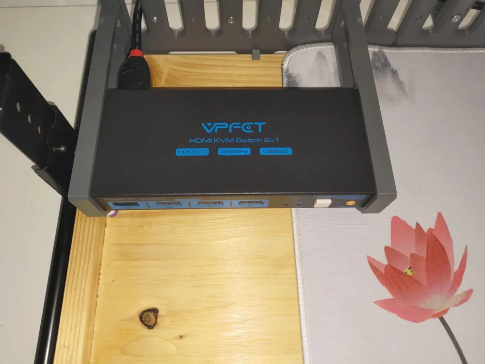 DeskTeeth - a desk lip with space for cables - Free 3D Print Model ...