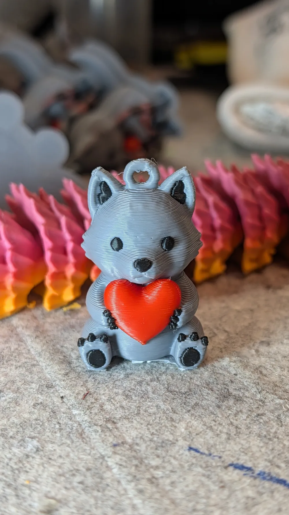 Chibi Wolf Keychain Holding a Big Red Heart - Free 3D Print Model ...