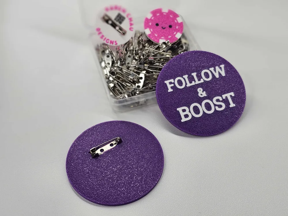 Glueless pin mounting slot | Design your own badge - Free 3D Print ...