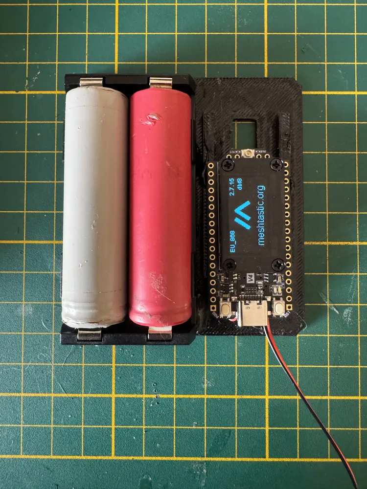 Heltec V4/V3 Battery holder - Free 3D Print Model - MakerWorld