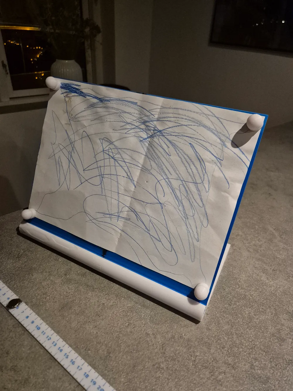 A4 paper display holder magnetic by Stubkjær3D MakerWorld: Download ...