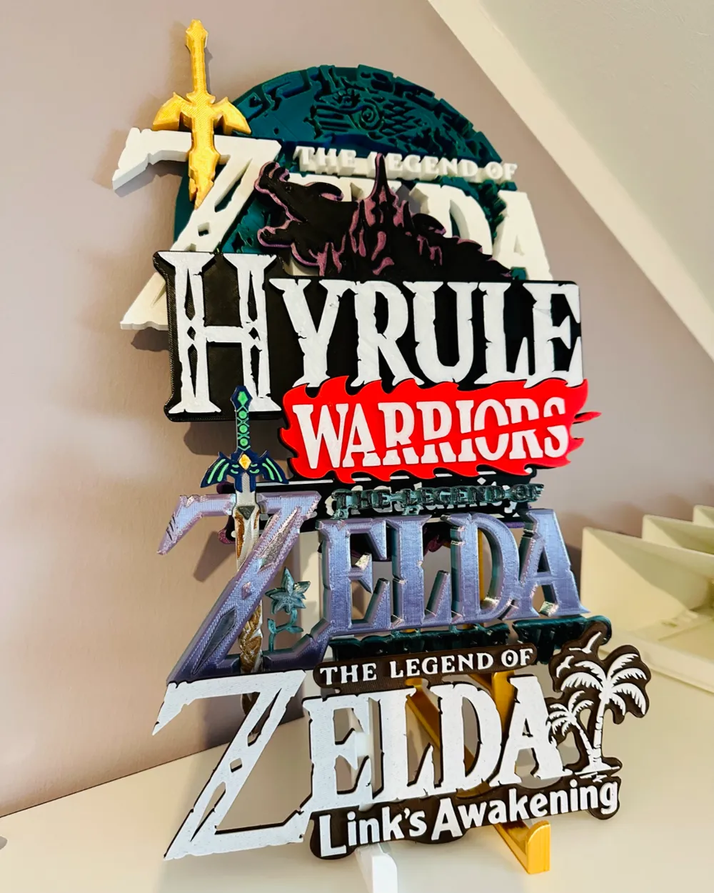 Zelda Links Awakening Logo Display Stand by Hylijan - MakerWorld