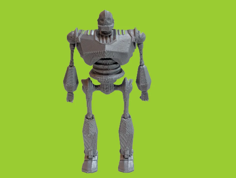 The Iron Giant (Standing) by Mikehell MakerWorld: Download Free 3D Models