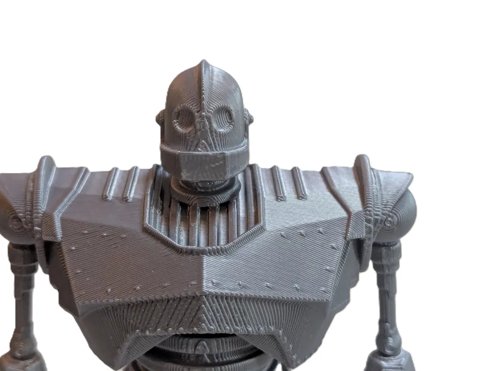The Iron Giant (Standing) by Mikehell MakerWorld: Download Free 3D Models
