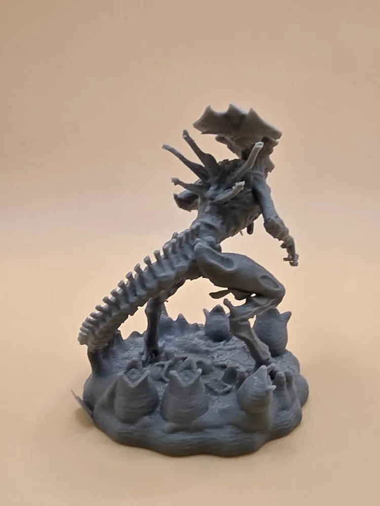 Alien Queen - The Xenomorph Matriarch - Free 3D Print Model - MakerWorld