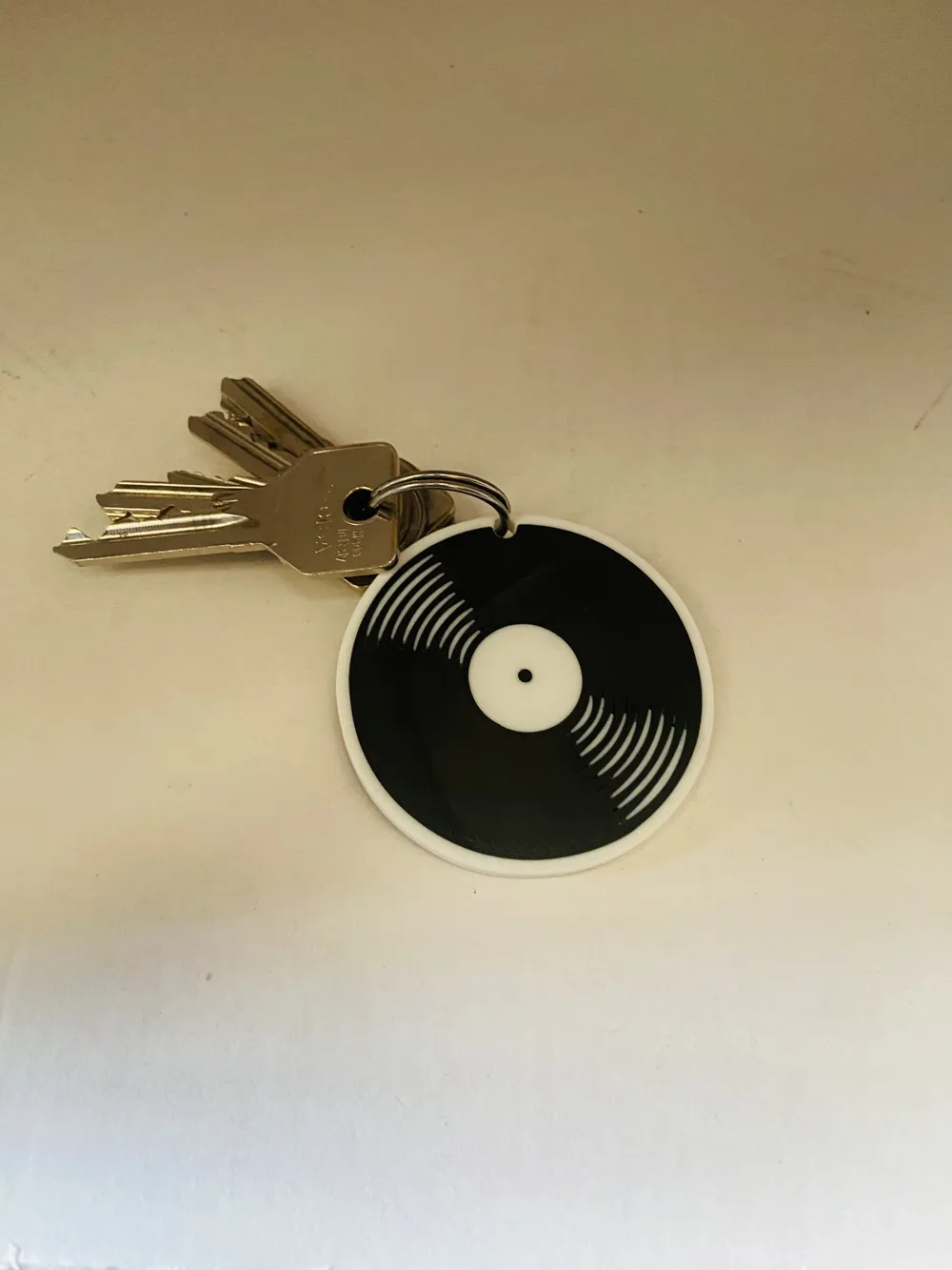 Vinyl Record Keychain by GAF 3D MakerWorld: Download Free 3D Models