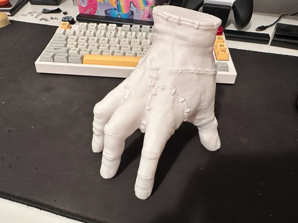 The Addams Family Hand by Mirco3D - MakerWorld