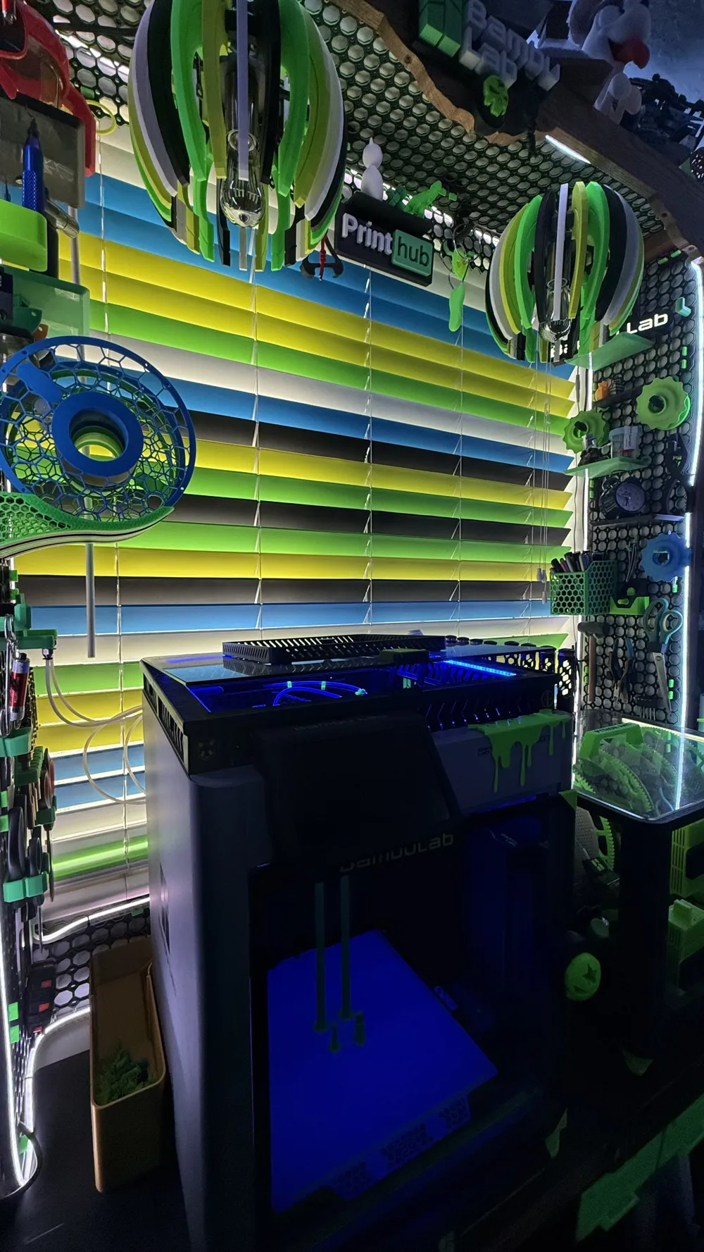 Snap-On UV Reactive Blinds – Print and Glow! by Niellex MakerWorld ...