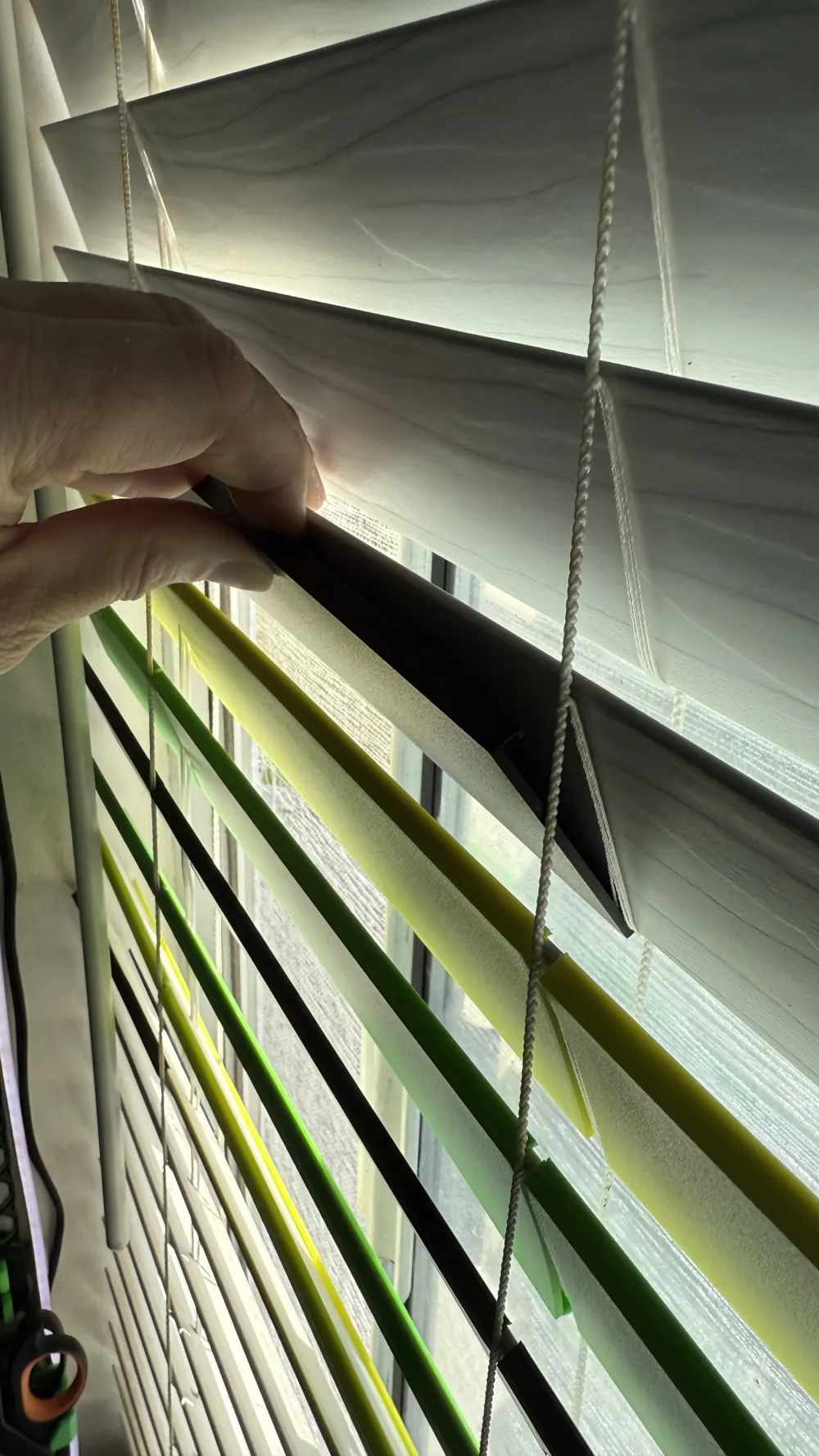 Snap-On UV Reactive Blinds – Print and Glow! by Niellex MakerWorld ...
