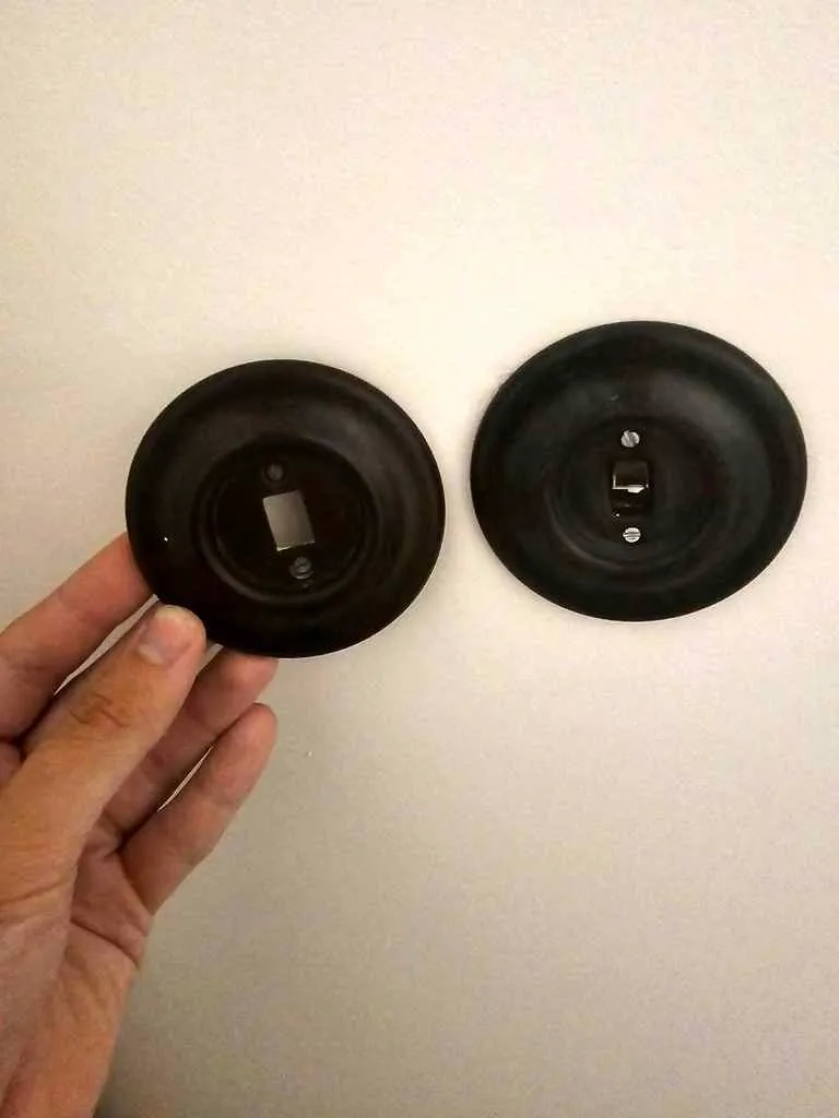retro bakelite like light switch cover by Sgt.Miningdrill - MakerWorld