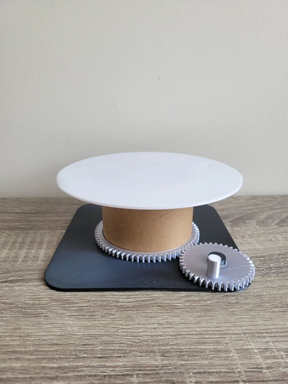 Rotating Photo Display Stand - Recycled Spool by Monchy_Bois - MakerWorld