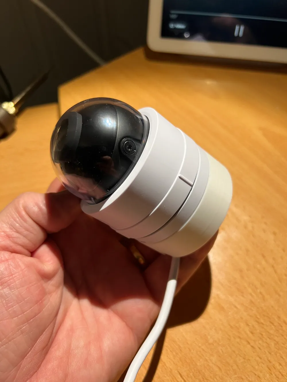 Unifi G5 Dome Ultra Wall mount by Tommy Cederlund - MakerWorld