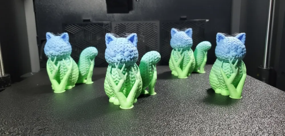 Knitted Cute Cat - Free 3D Print Model - MakerWorld